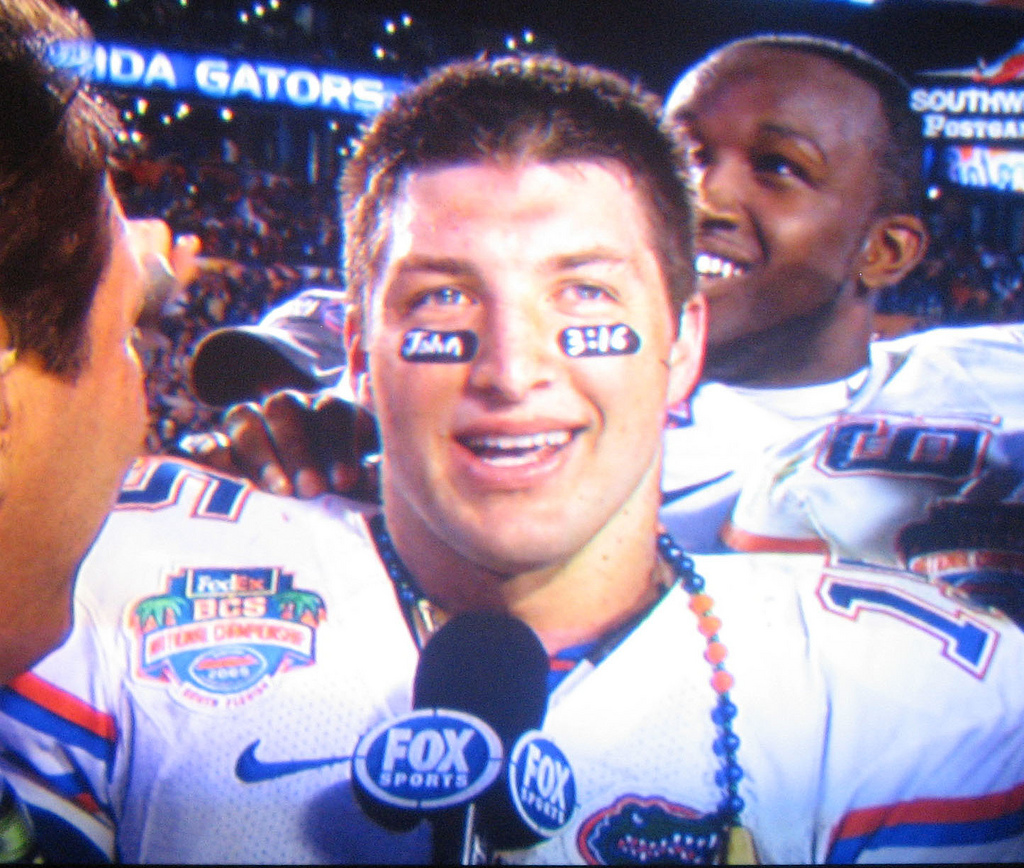 On Wings of Eagles: Tim Tebow Sports Bible Reference on Eye Black en ...