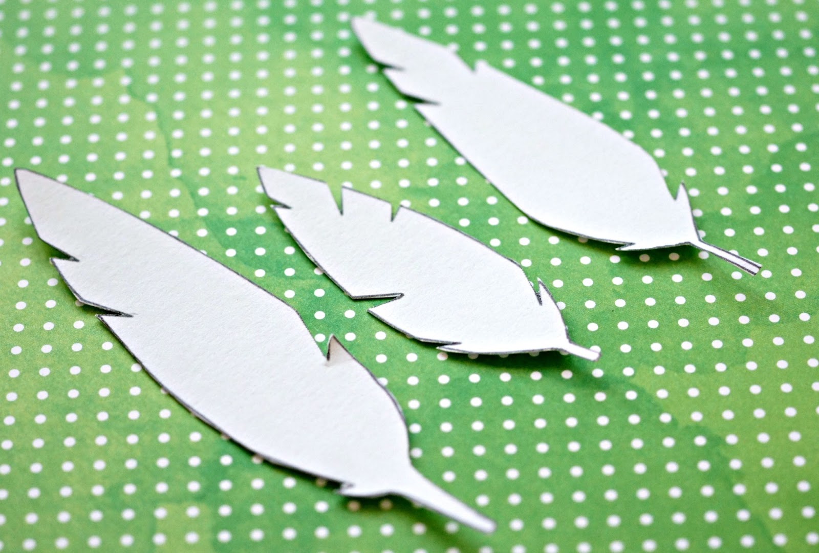 Anna Norman: DIY fabric feathers