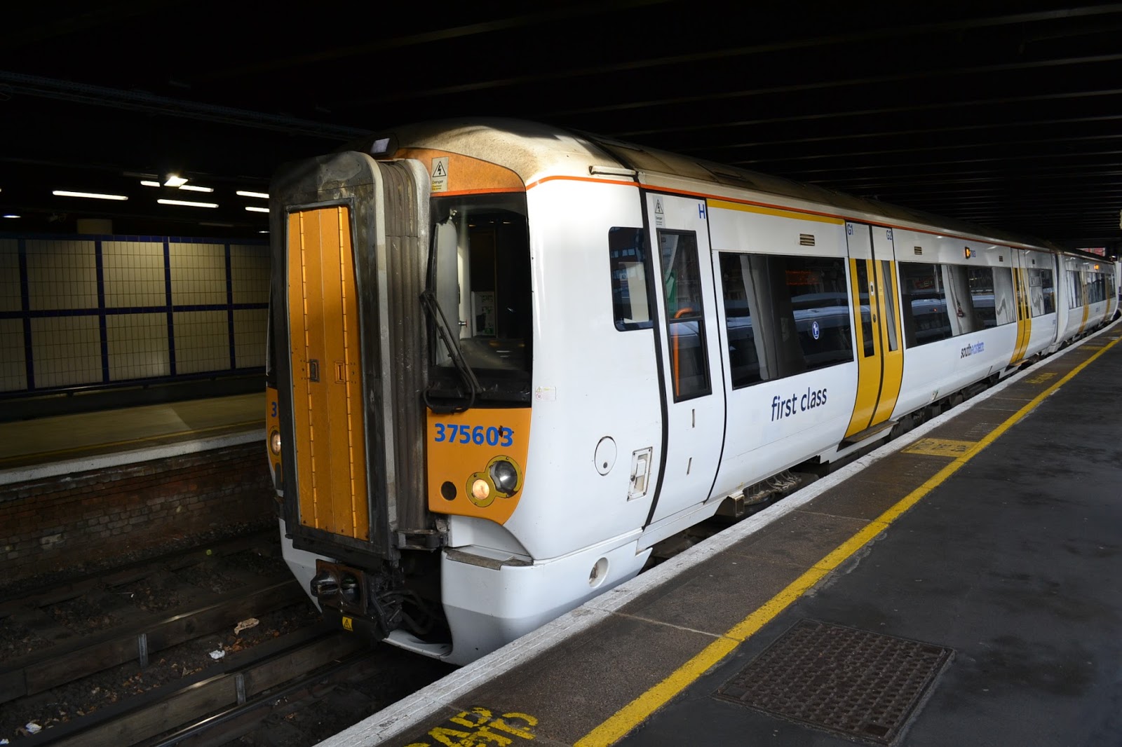 British Diesels and Electrics: Class 375 Electrostar