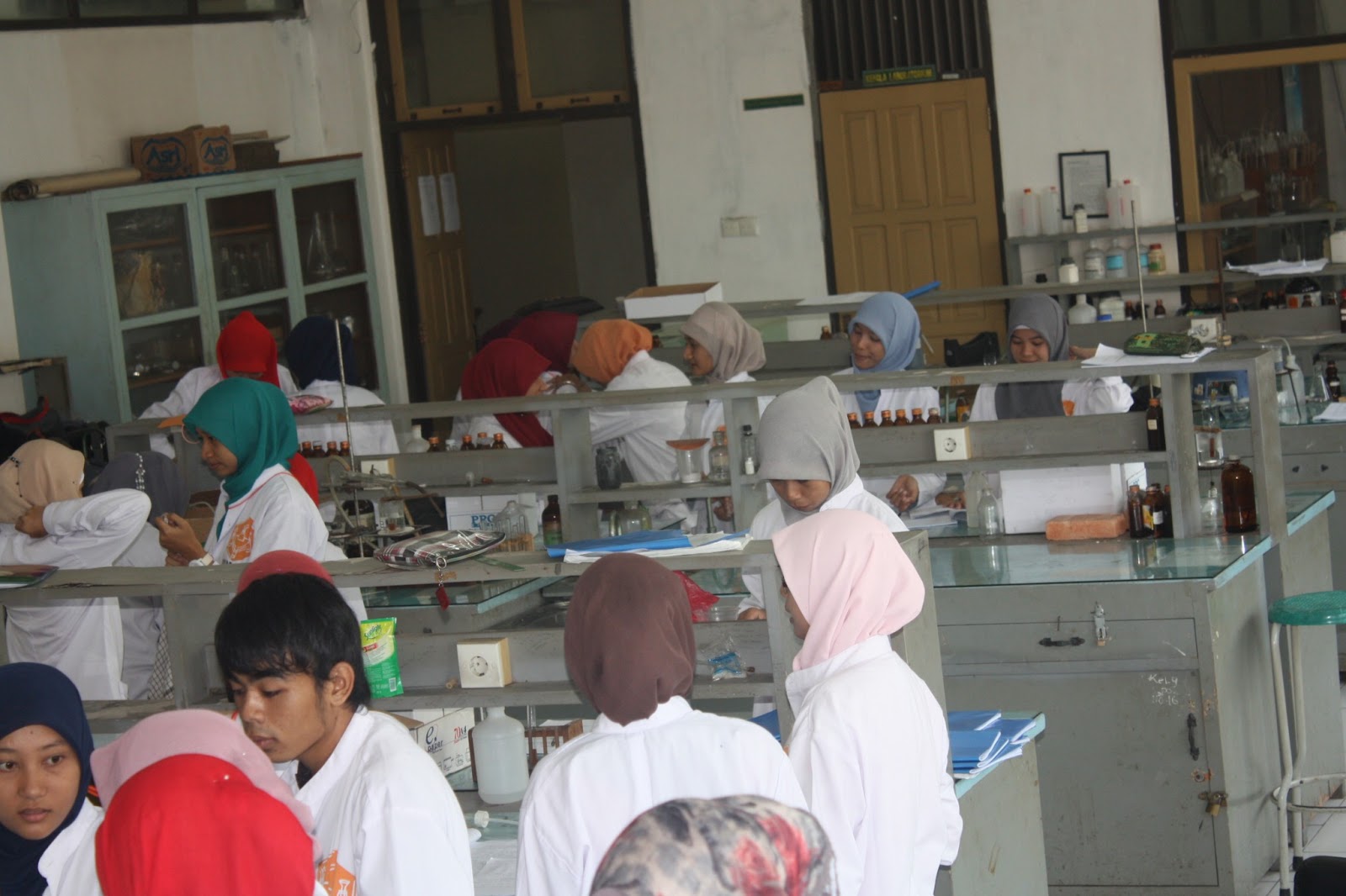 Tumbuhan Obat dan Sains: Analisa Bahan Makanan (Gizi)