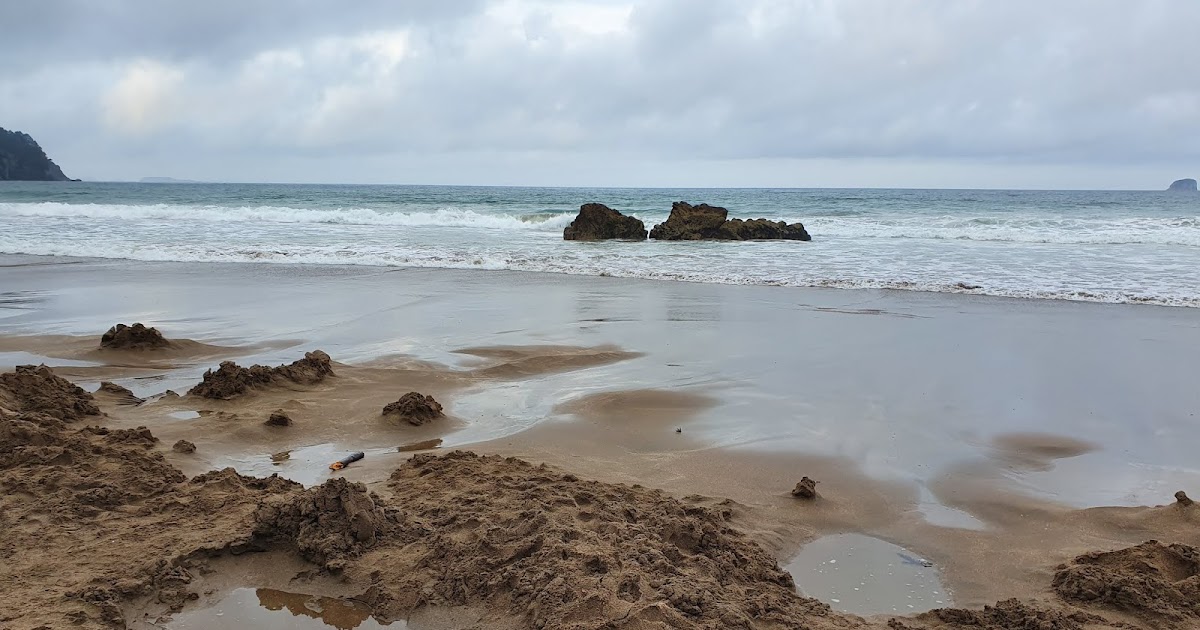 Fluris Downunder: Hot Water Beach (Coromandel)
