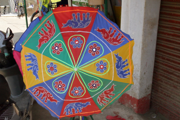 Pipili Chandua Artisans: Traditionally Decorating everything from Gods ...