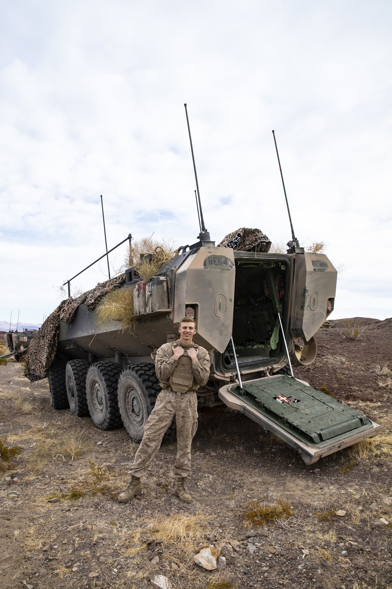 The Dead District: A 1st Marine Division ACV first time in training ...