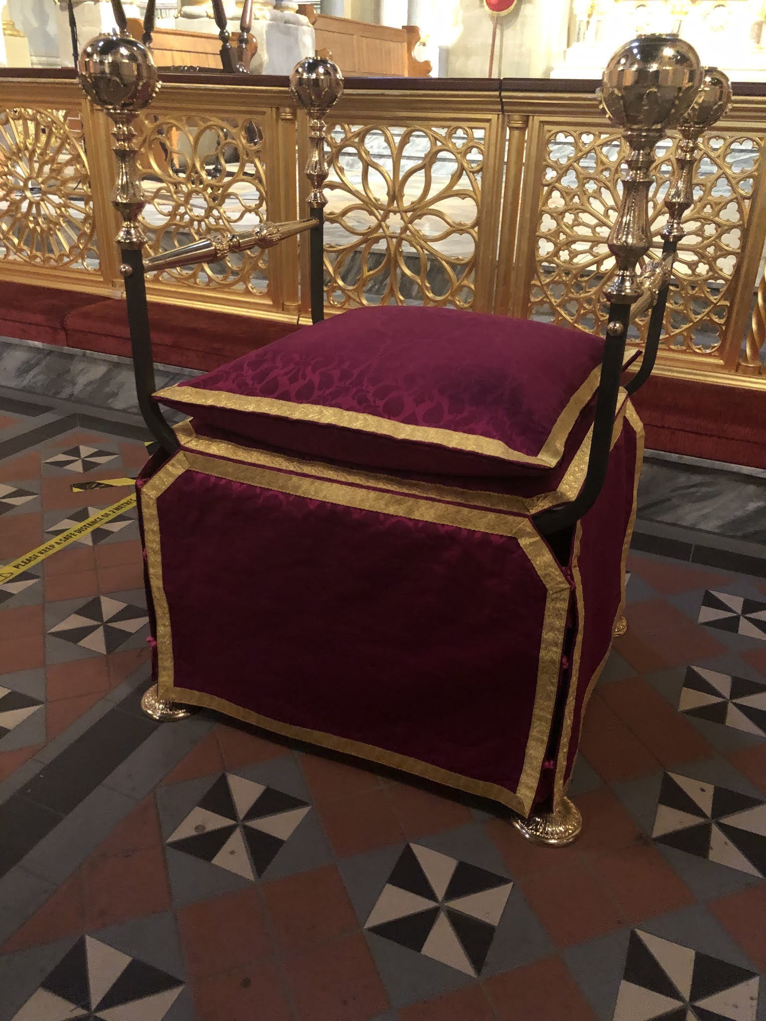 Guild of St Clare: Completion and gift of faldstool covers to Corpus ...