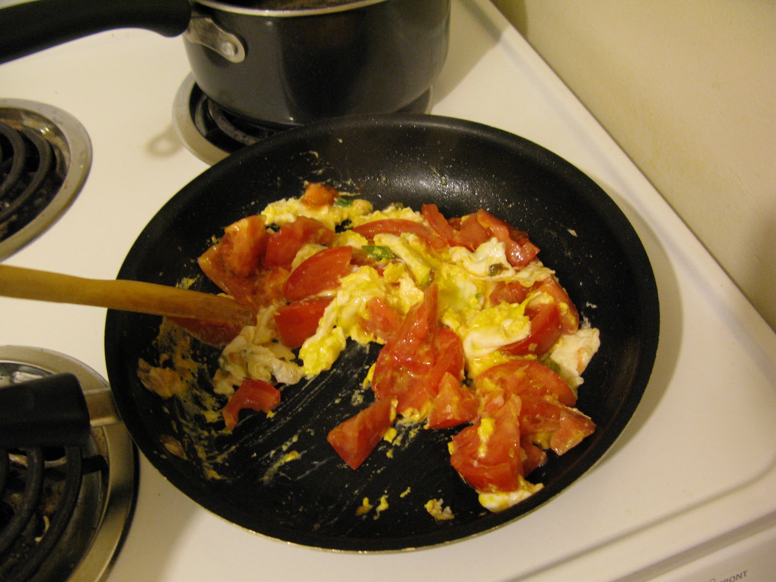 Laura's Culinary Adventures: Fan Qie Chao Dan