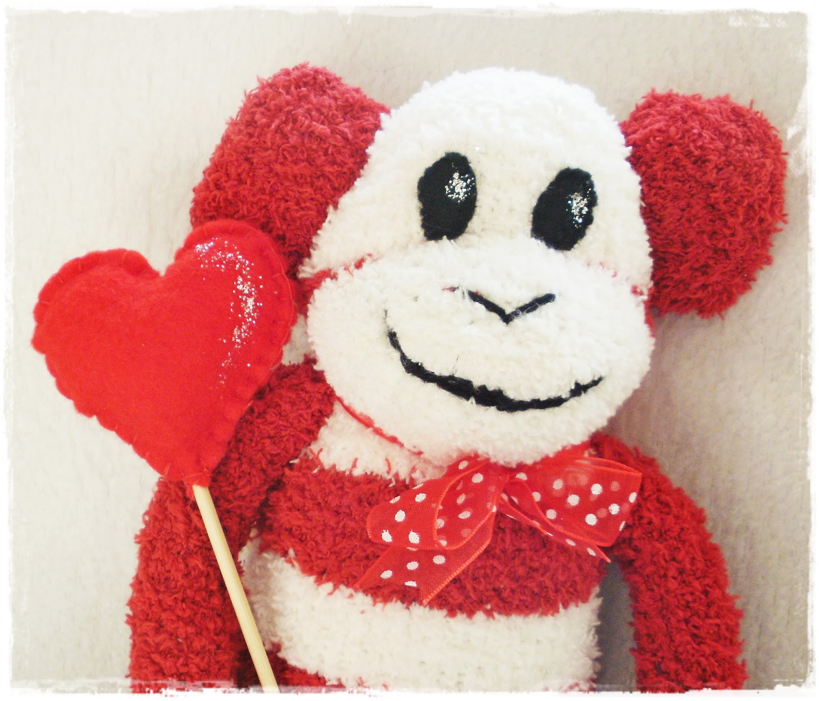 Handcrafted by Picto: Valentine Sock Monkeys