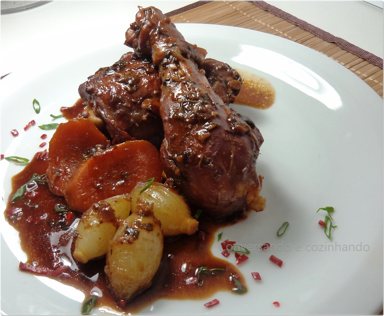 Conversando e cozinhando: Franguito ao molho