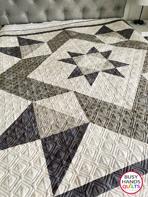 Busy Hands Quilts: Giant Star Quilt Pattern - a Throw in Moda Grunge Gris!