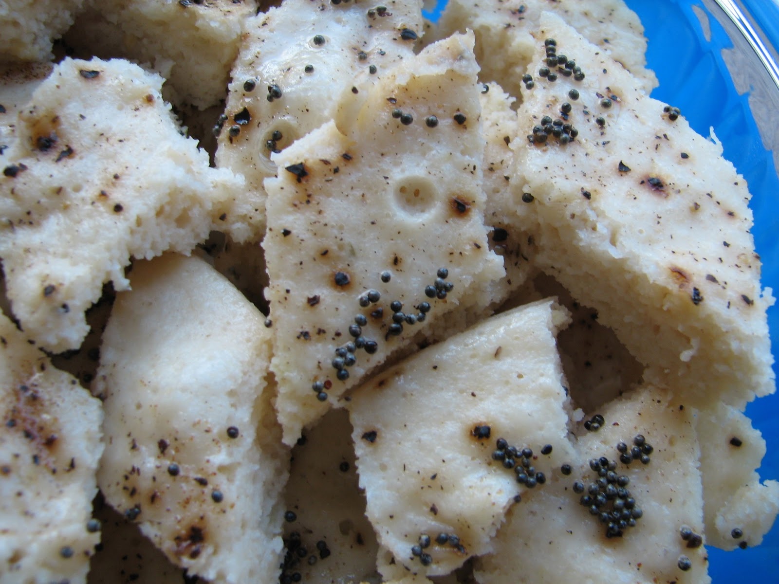 Delicious veggie dishes from all over the world: IDADA / WHITE DHOKLA