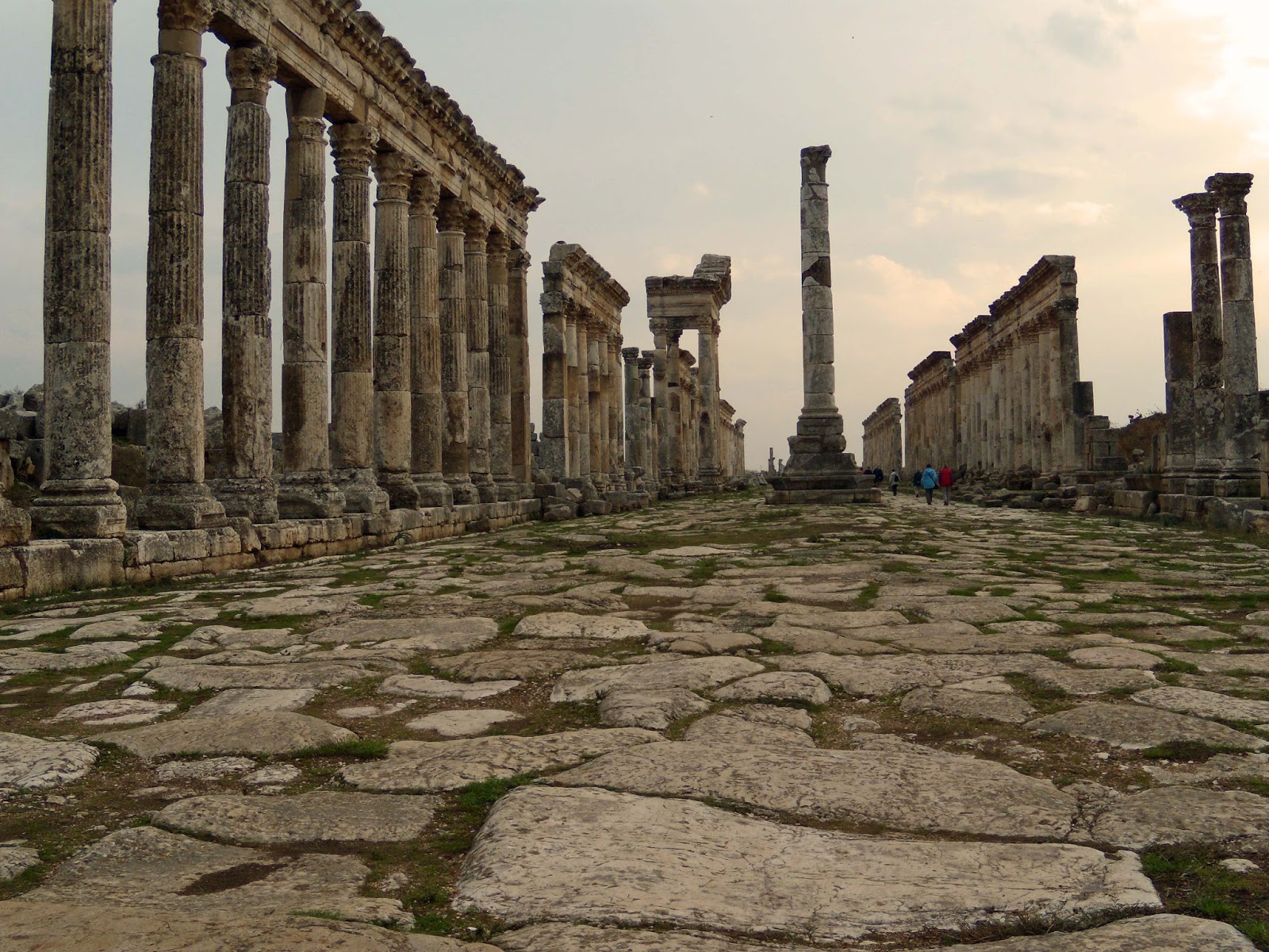 Megas Alexandros: Apamea, heritage of Alexander