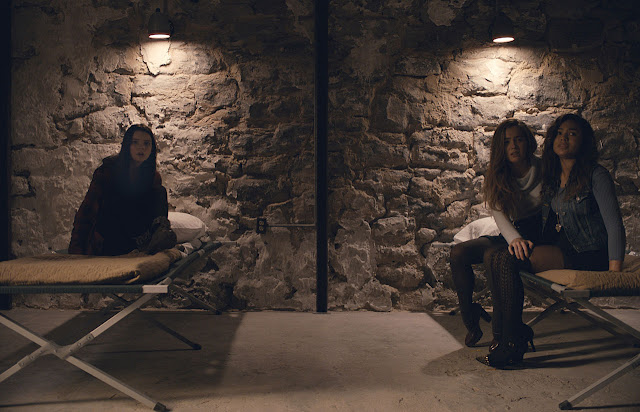 MOVIE TRAILER - SPLIT - Kimcitron