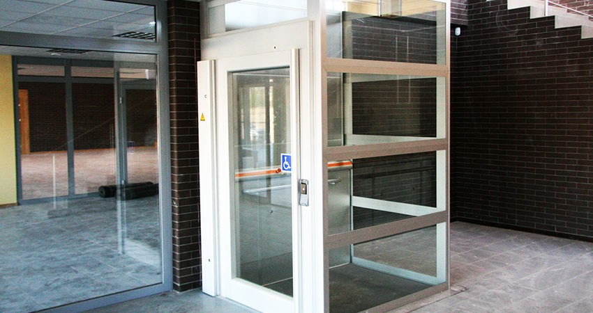 Useful Safety Features of Inclined Wheelchair Lifts ~ Inclinator ...