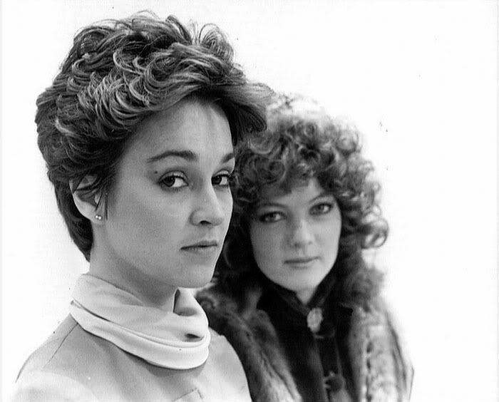 Doc Oho Reviews...: The Elite written by Barbara Clegg and John Dorney ...