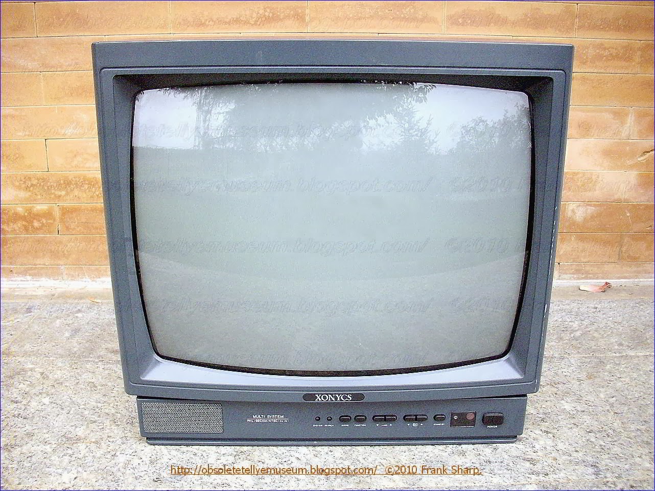 Obsolete Technology Tellye !: XONYCS COLOUR TV RECEIVER RC4020PS YEAR 1993.