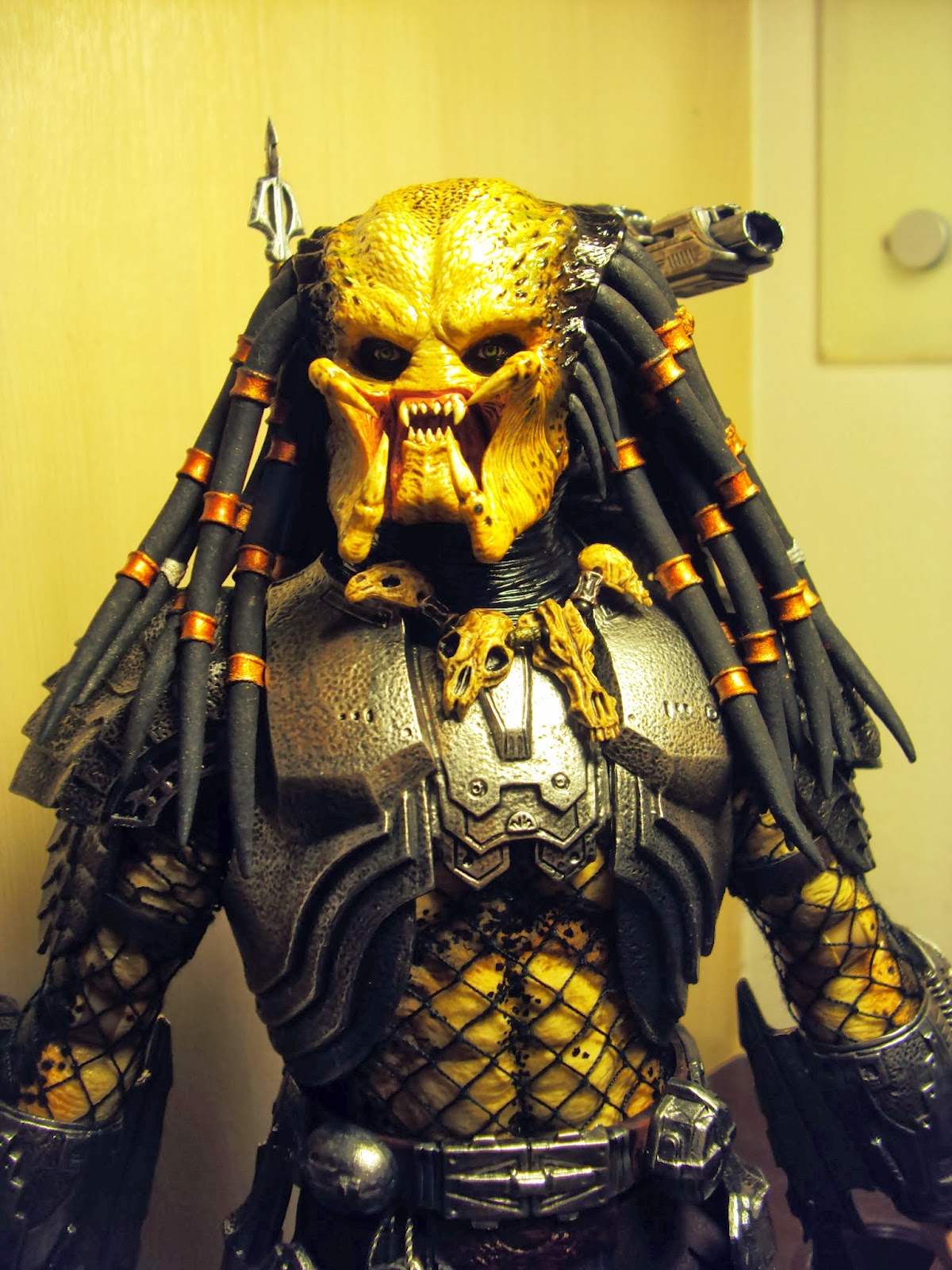 半支煙 pt 二: Hot Toys MMS 221 - Alien vs Predator : Celtic Predator.