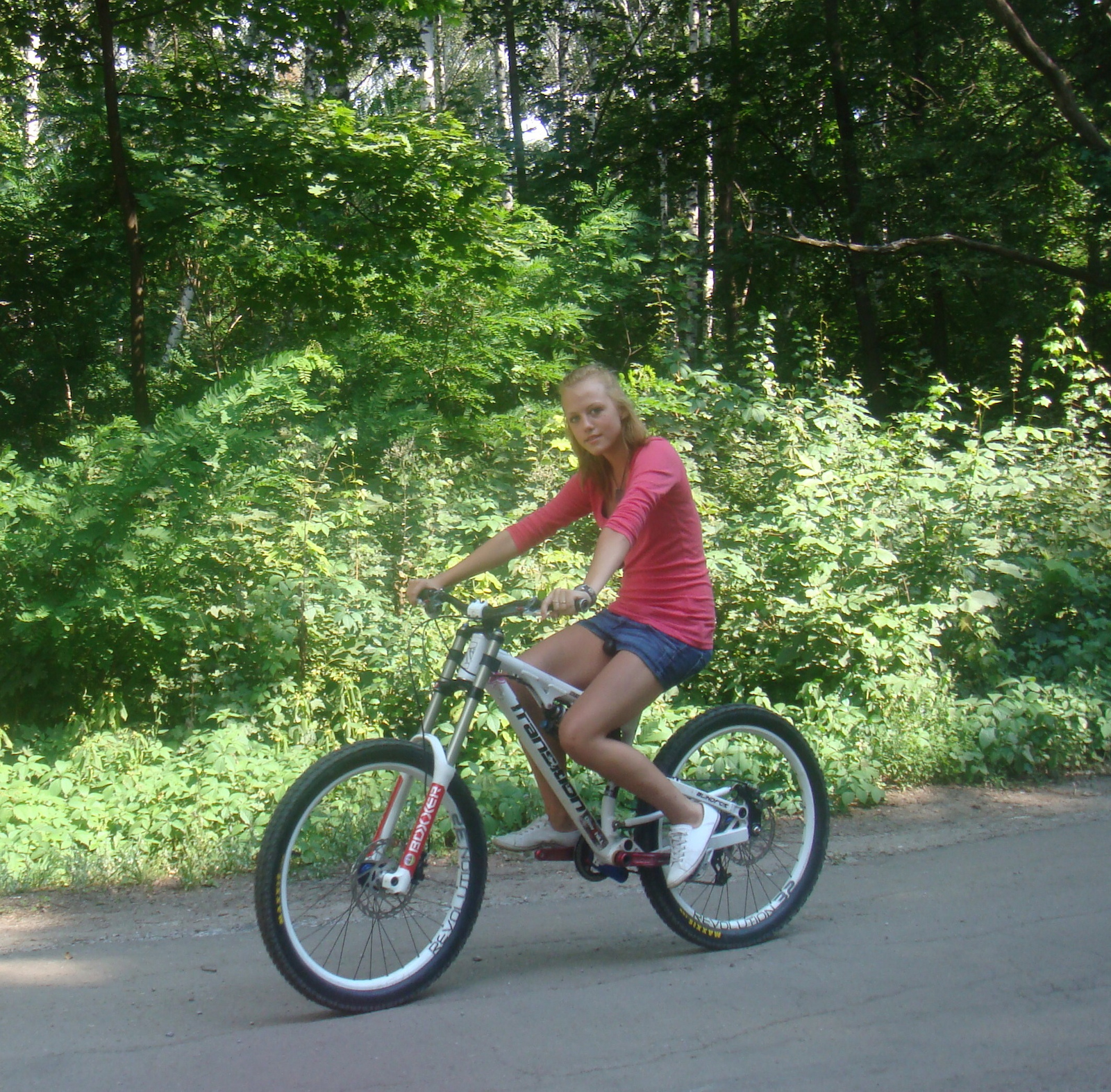 Dziewczyny na rowerach - zdjęcia | FOR FUN - Blog MTB | Blog rowerowy