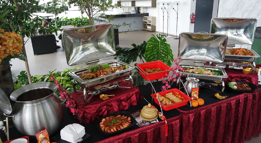 10 Chinese New Year Buffet Caterers For Family And Friends - TYPICALBEN ...