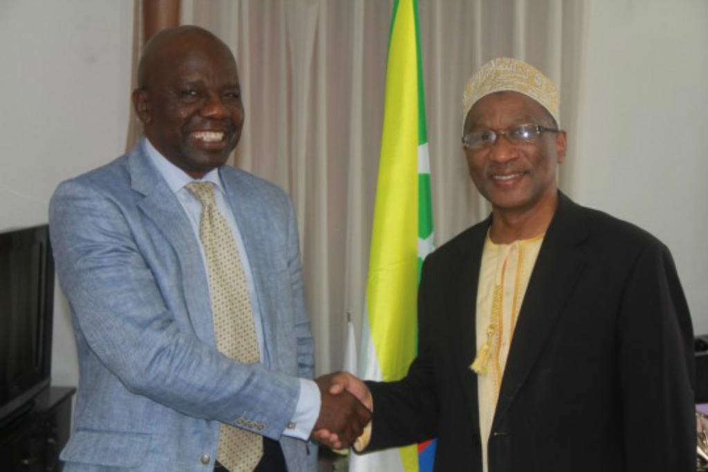 Rencontre entre le Ministre des Affaires étrangères et le Coordonnateur ...