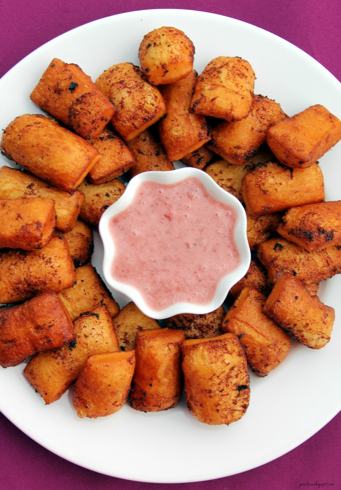 Jo and Sue: Deep Fried Cinnamon Roll Bites with Strawberry Dip