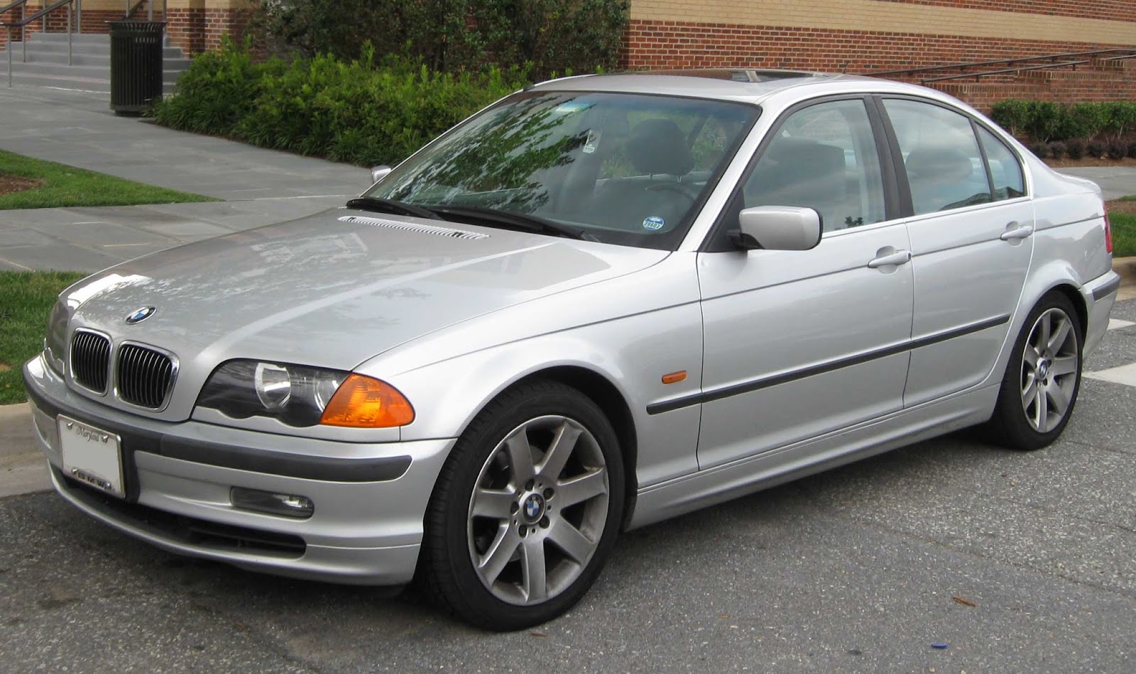 Autos World For All: Bmw 2001