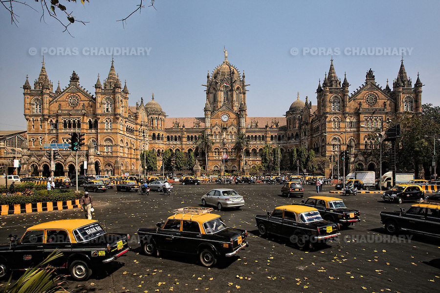 Round trip: Major and important railhead of Mumbai, CST
