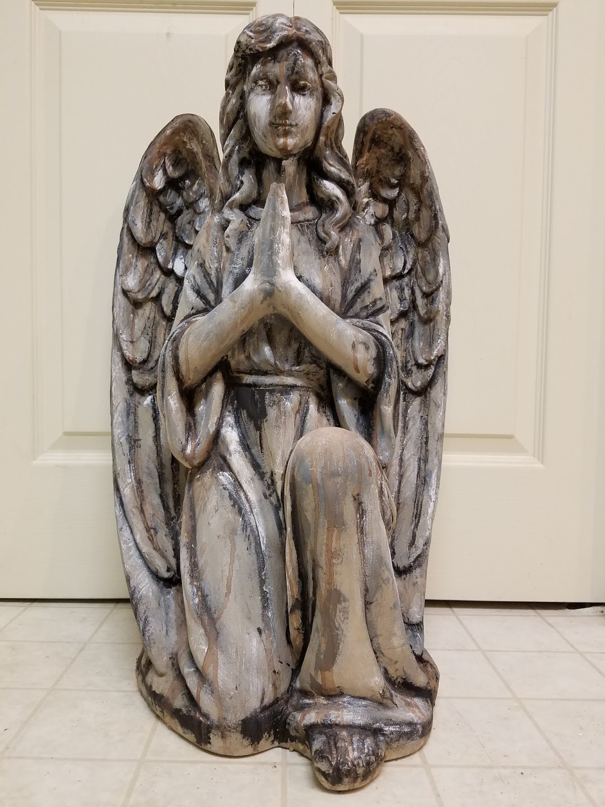 Haunted Hill, Inc.: Stigmata Statue