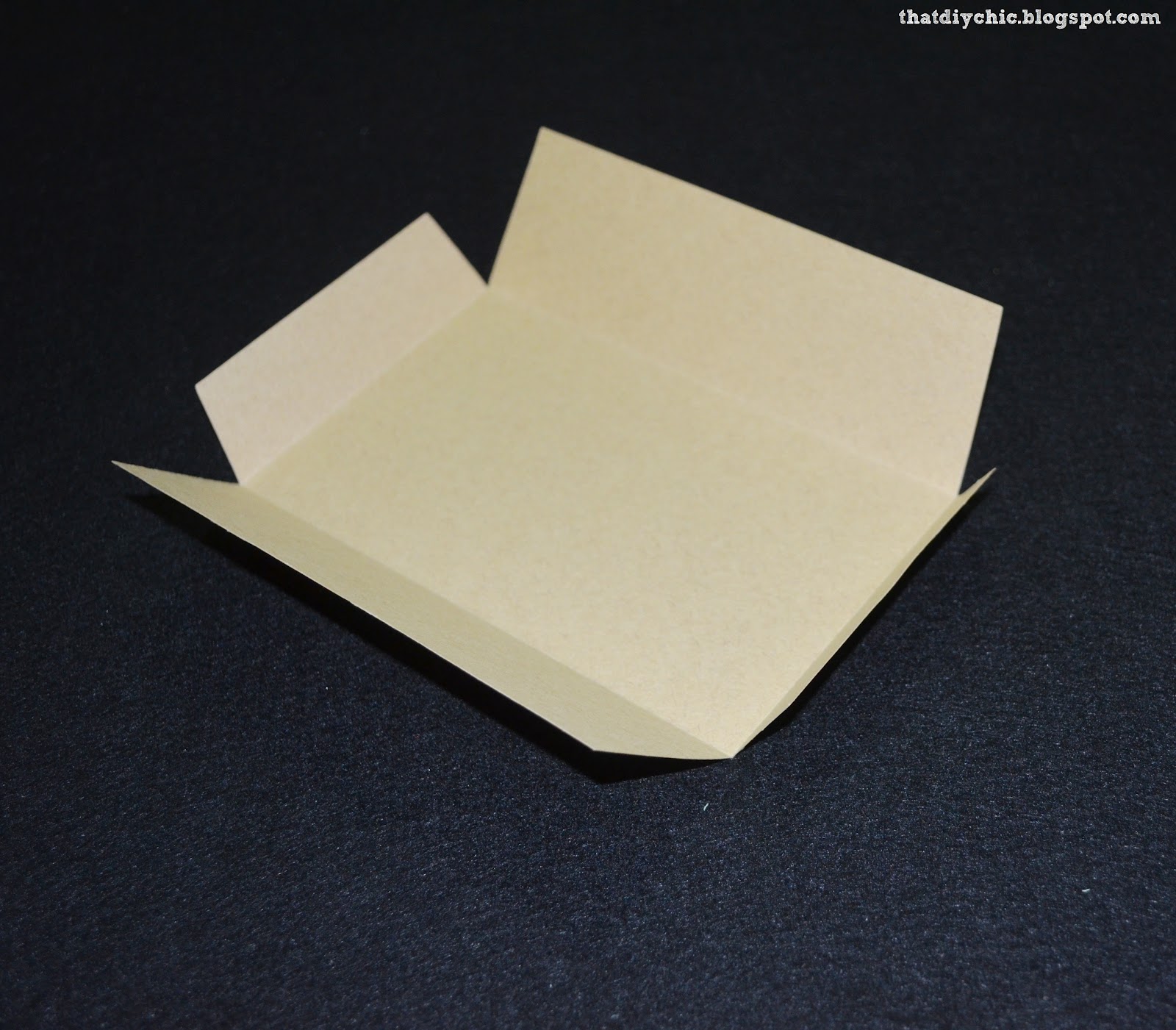 that diy chic: String-Tie Envelopes