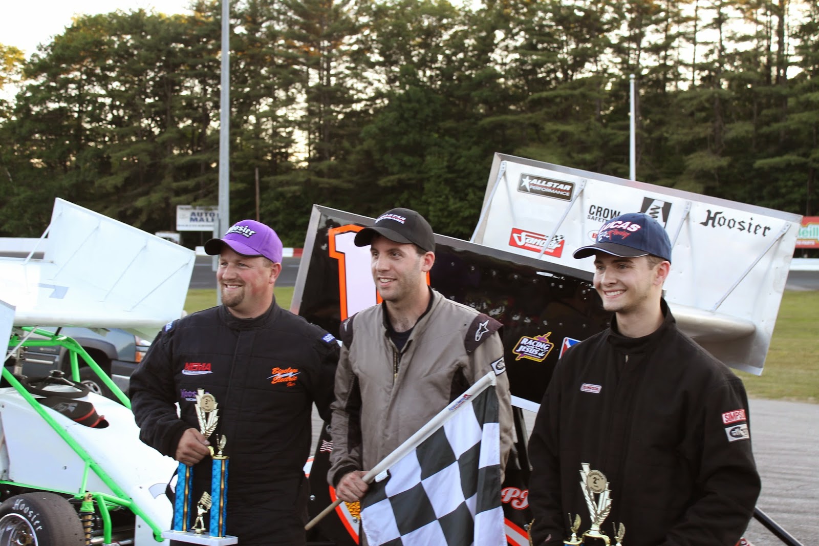 Race Chatter on WNRI.COM, 99.9 fm, 1380 am, Tune in radio, Alexa, Apple ...