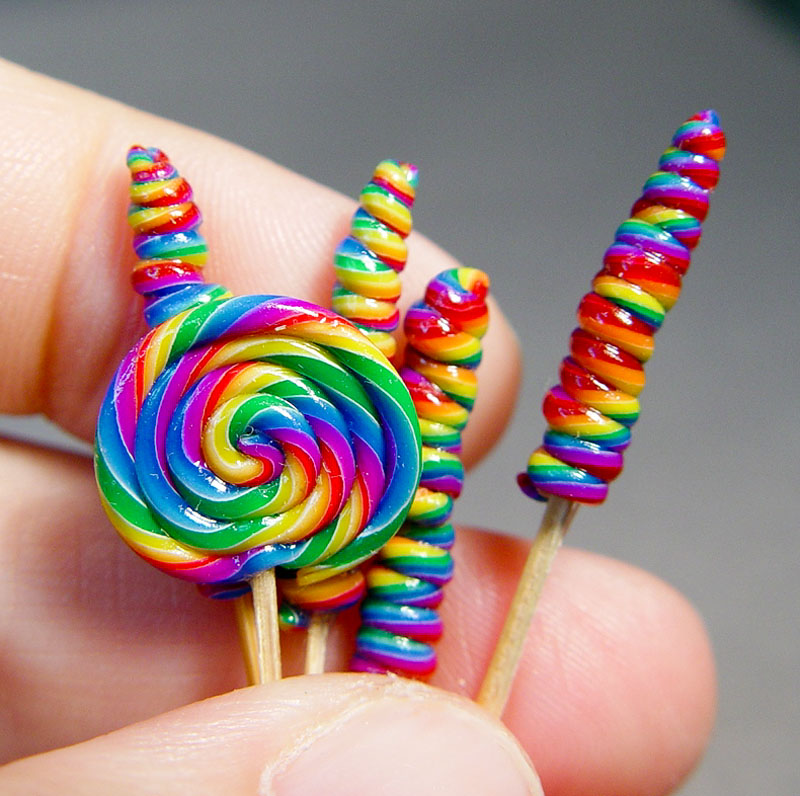 Good Sam Showcase of Miniatures: At the Show - Holiday Lollipops & Candy