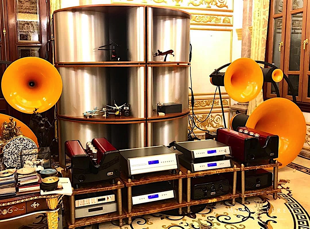 VIVA AUDIO LINEA AND AURORA – M & S | Ultimate High-Fidelity