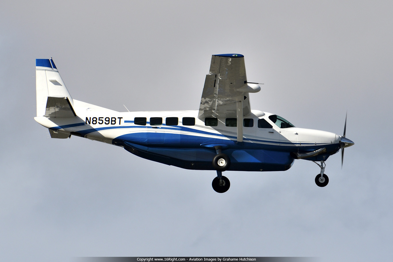 Central Queensland Plane Spotting: Dick Smith's New Cessna 208B Grand ...