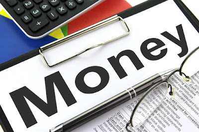 MILLIONAIRE GIVES MONEY AWAY | FREE CASH!: Get Free Money in 2020