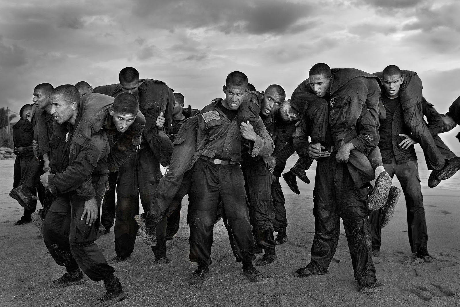 Michael Heffernan Photographer: stories from the archives #2 Sri Lanka ...