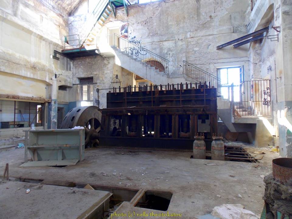 Homo Universalis: ΕΡΓΟΣΤΑΣΙΟ ΛΙΠΑΣΜΑΤΩΝ ΔΡΑΠΕΤΣΩΝΑΣ - ΦΩΤΟΓΡΑΦΙΚΟ ...