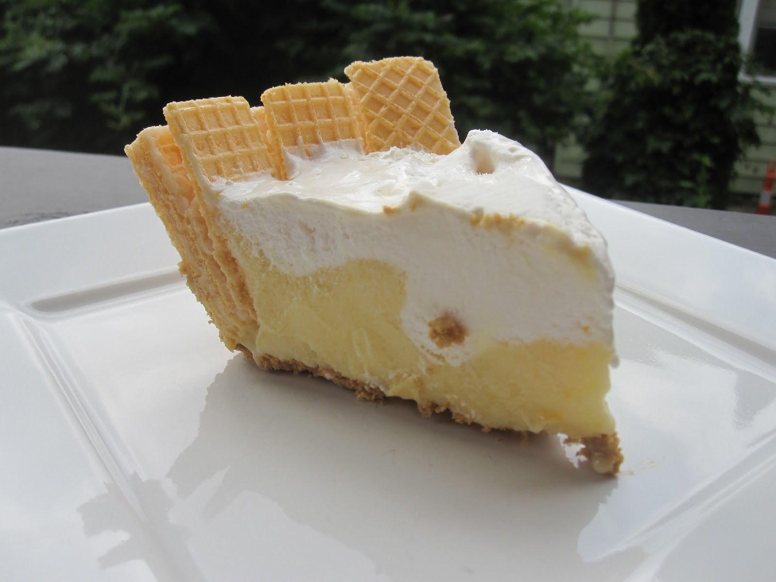 Cracker Barrel Lemon Ice Box Pie