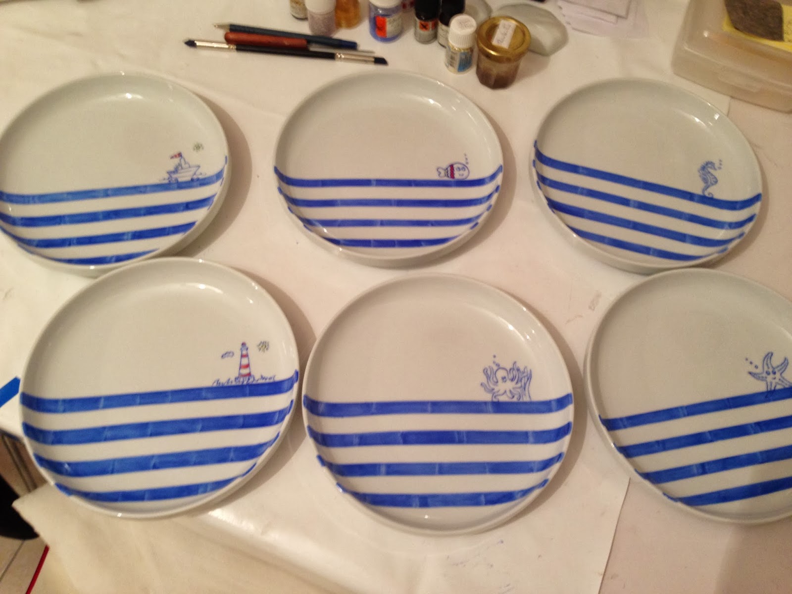 Passion, peinture et porcelaine: Les assiettes pour la Maison de la Mer