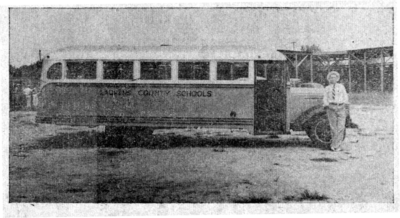 IMAGES OF OUR PAST -LAURENS COUNTY SCHOOL BUS, 1943