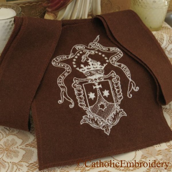 Catholic Embroidery: Project: Scapulars