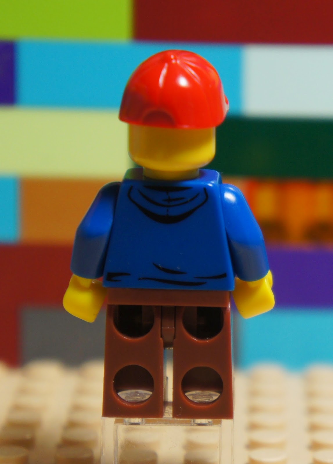 LEGO Regular Guy MINIFIGURE w/ Red Cap & 2x4 Printed Brick Torso Design ...