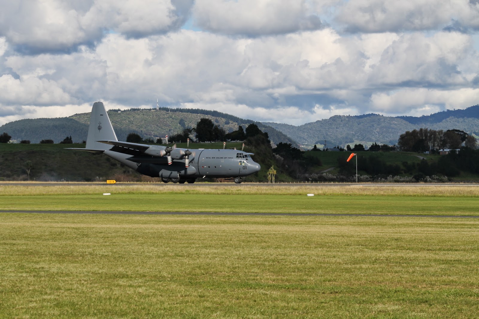 Tauranga Spotter: RNZAF Hercules pops into Tauranga