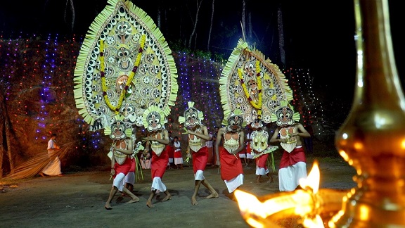 A Few Unknown Facts of Padayani- Ancient Art form of Kerala