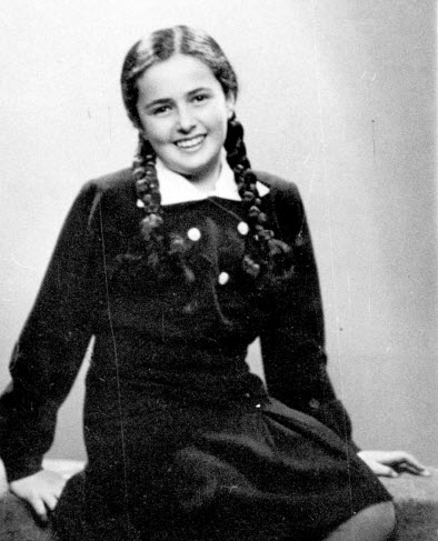 The Other Anne Franks: 10 Holocaust Diaries You Haven’t Read | Amusing ...