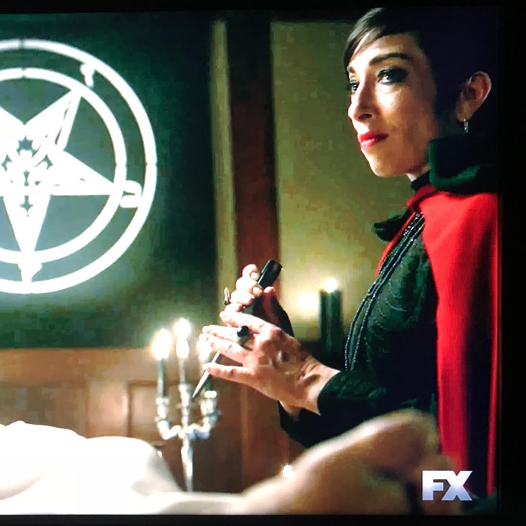 Naomi Grossman News Exciting To See My Name And Actual Face And Emmarobertss Back On Ahs