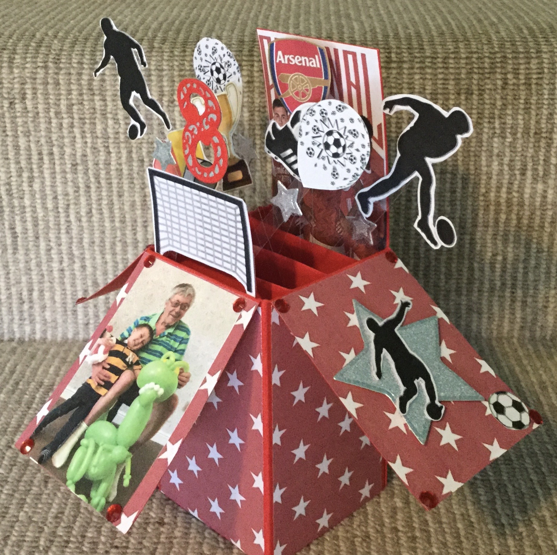 sallysbitz2: 8yr Old Arsenal card