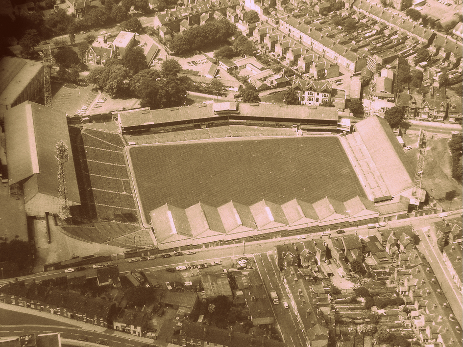 THE VINTAGE FOOTBALL CLUB: Stadium view. MOLINEUX.