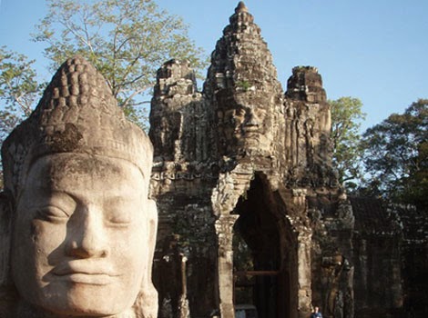 Historia y Turismo: Jayavarman II