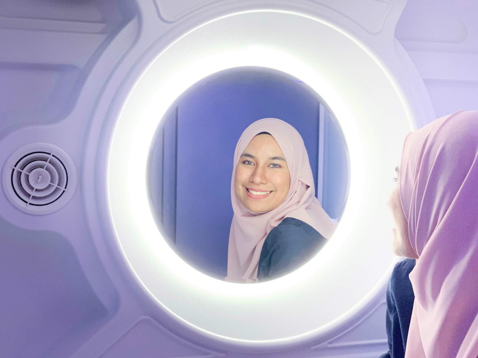 M Qube Hotel, Penang, pengalaman bermalam di capsule hotel canggih ...