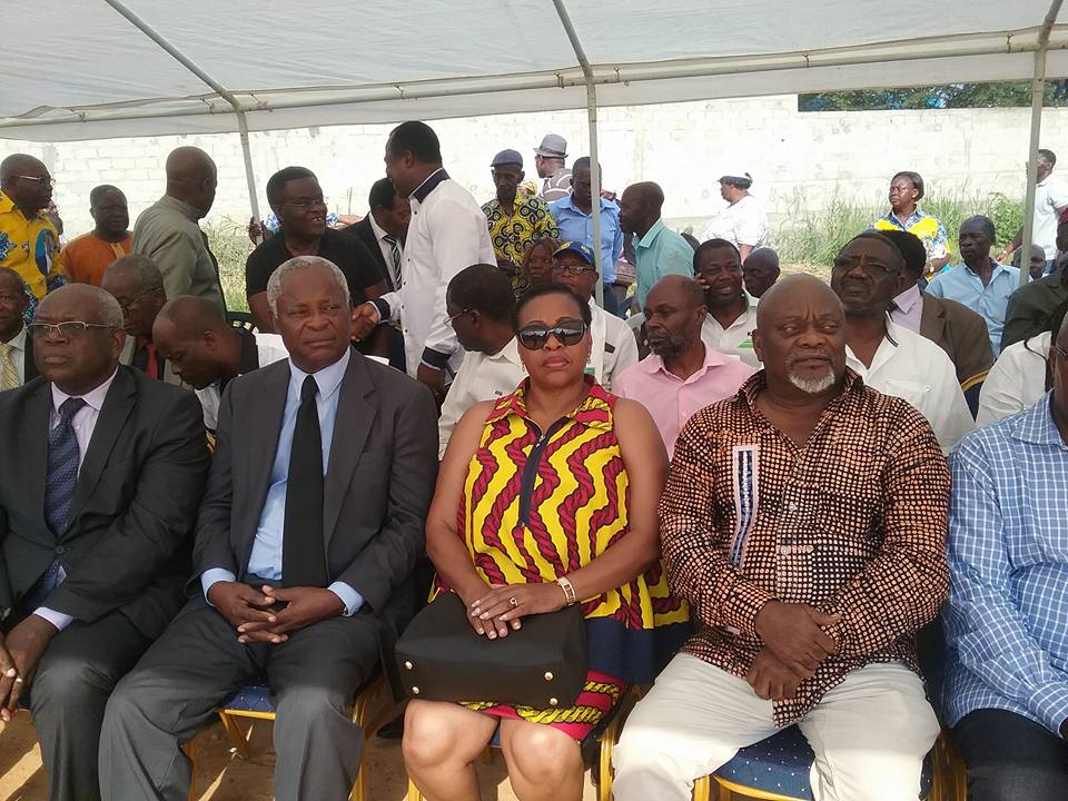 WHEN GABONESE CITIZENS GATHER TOGETHER IN OYEM, THIS IS WHAT HAPPENS ...