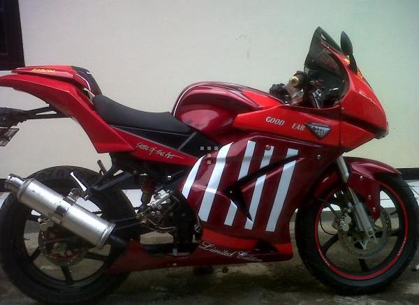 Modifikasi Minerva R150VX ala Ninja 250