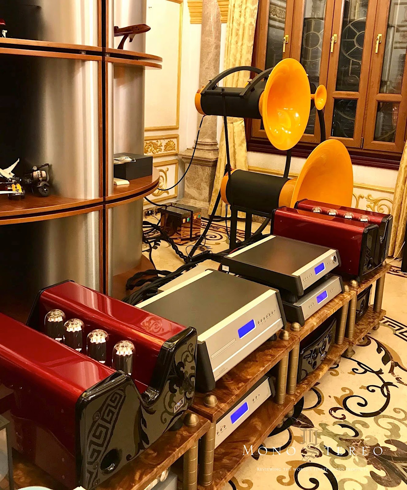 VIVA AUDIO LINEA AND AURORA – M & S | Ultimate High-Fidelity